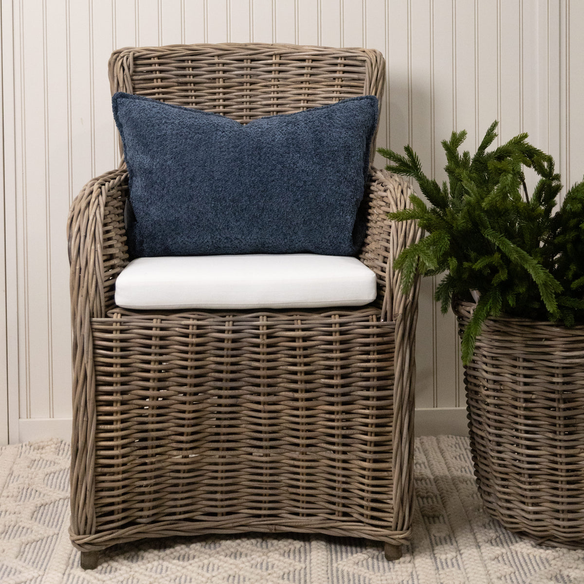 14 x 20 Boucle Navy Pillow – simplycottage